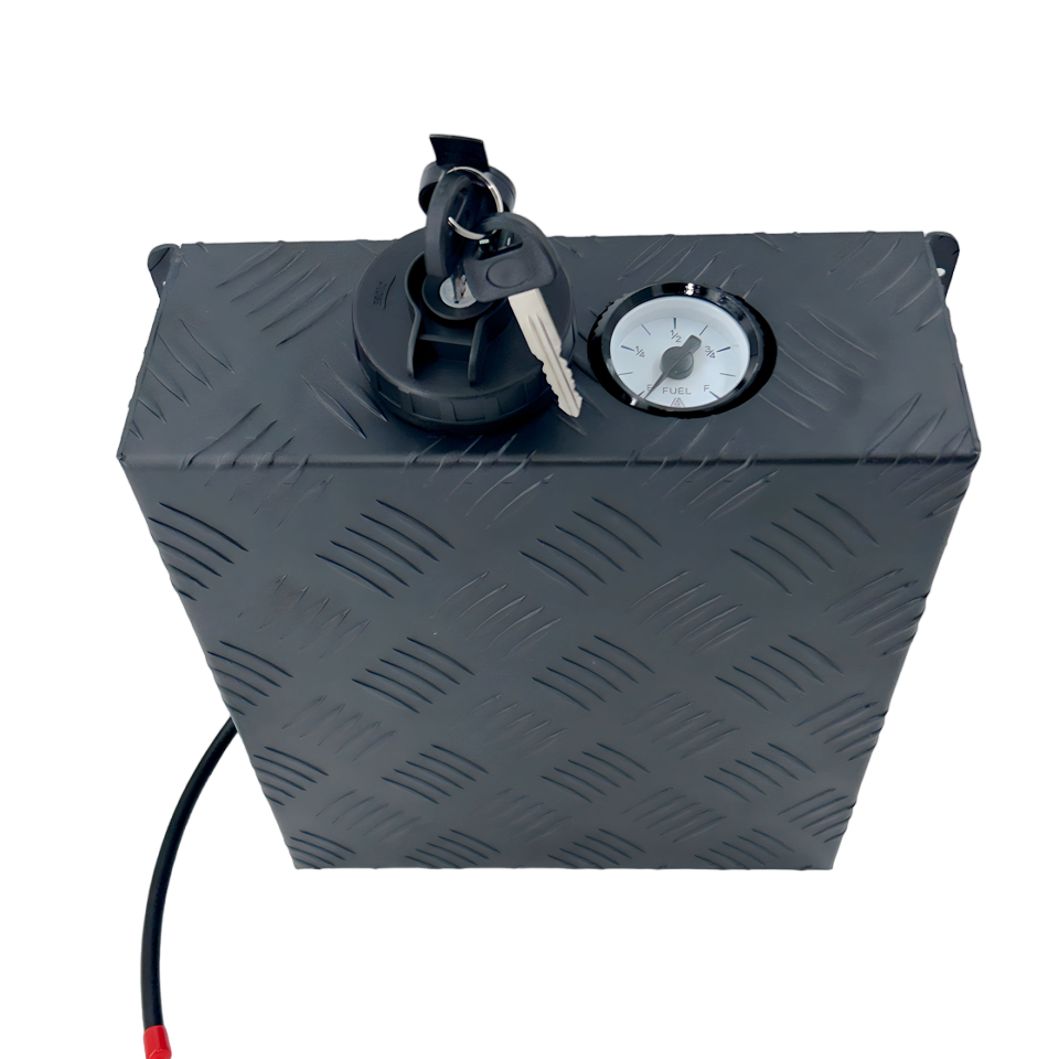 AUFOCUS / Born To Roam Black Checker Plate 5 L Fuel Tank Cover – Durab ...
